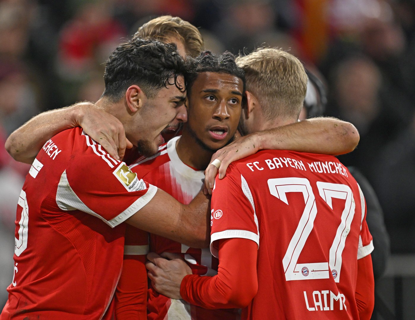 Bundesliga : Kane et Olise portent le Bayern dans le Klassiker | beIN ...