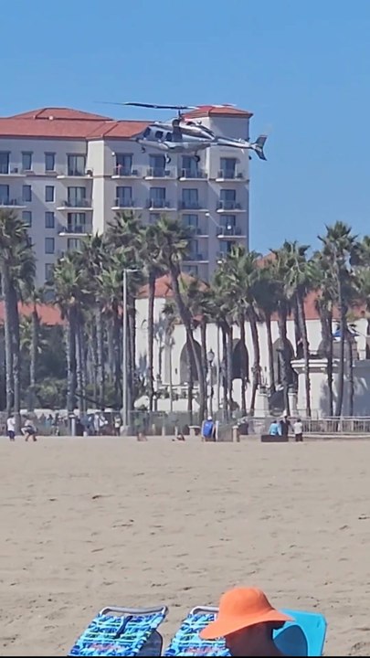 Helicopter spirals out of control in terrifying scene on Hunting Beach ...