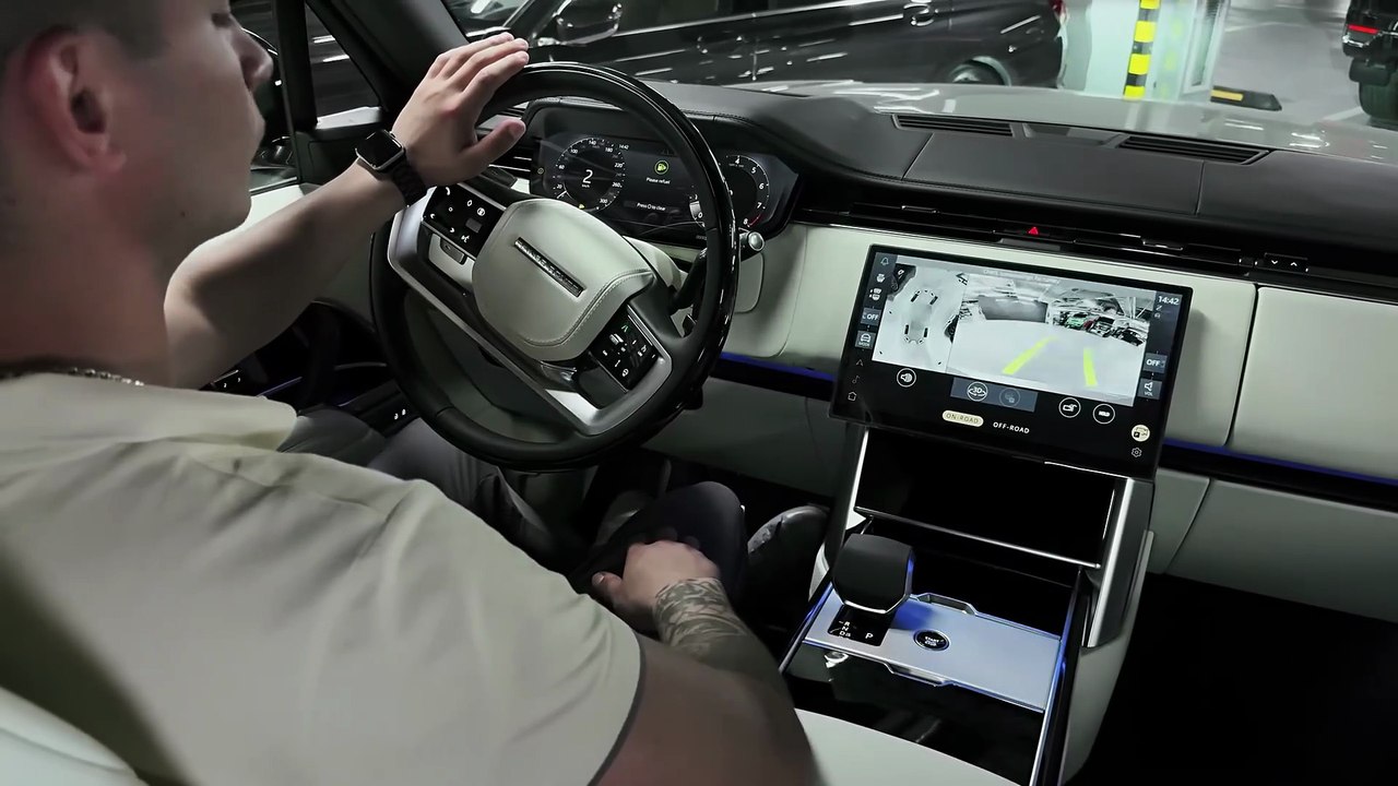 2025 Land Rover Range Rover - Wild Extra Large Luxury SUV! - video ...