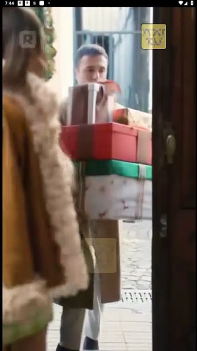 Dinero, Armas y Feliz Navidad en Español - video Dailymotion