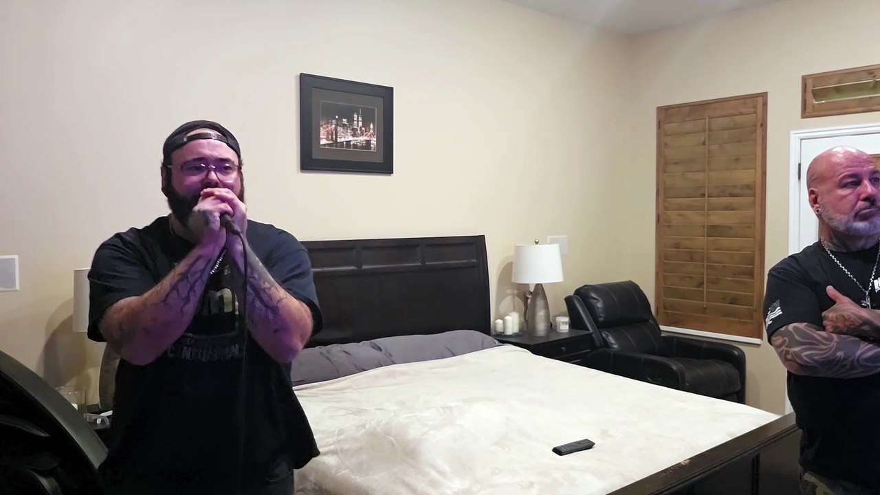 FALLING IN REVERSE - WATCH THE WORLD BURN (PERFORMANCE VIDEO) - video ...