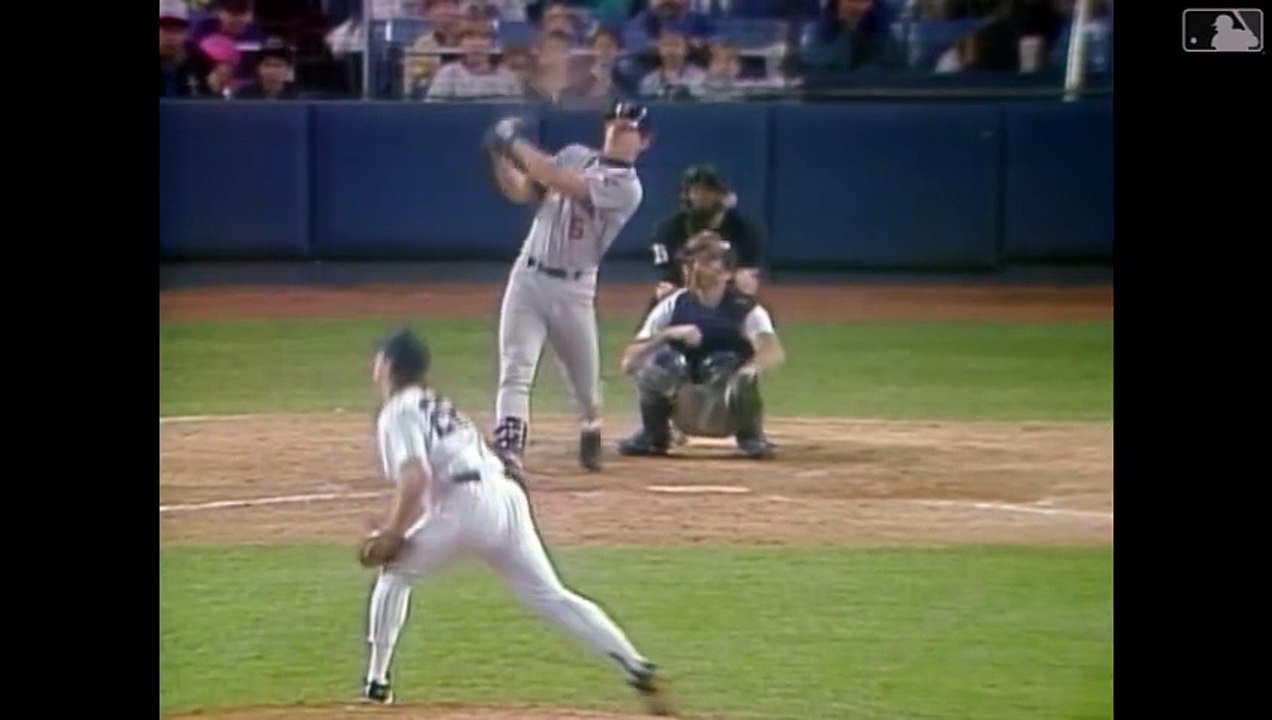 Jim Thome (CLE) hits his first career Homerun (10/4/91) - video Dailymotion