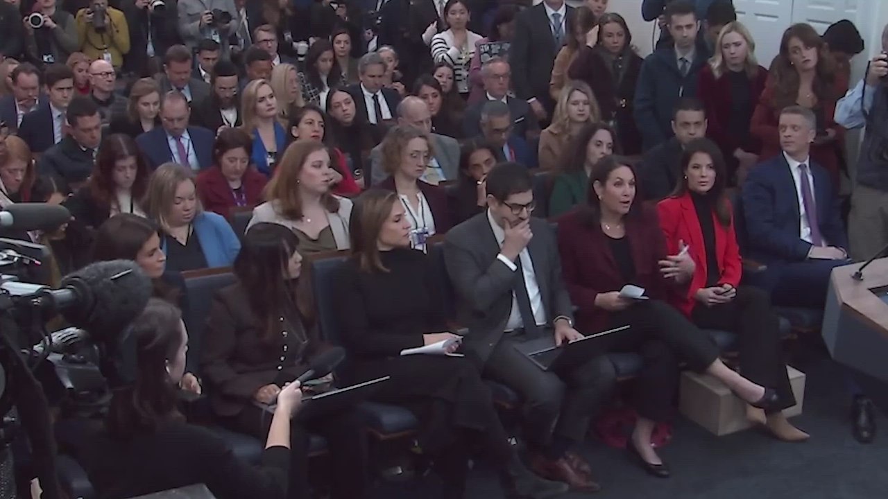 Karoline Leavitt Confronts Reporter in Explosive Defense of Trump ...