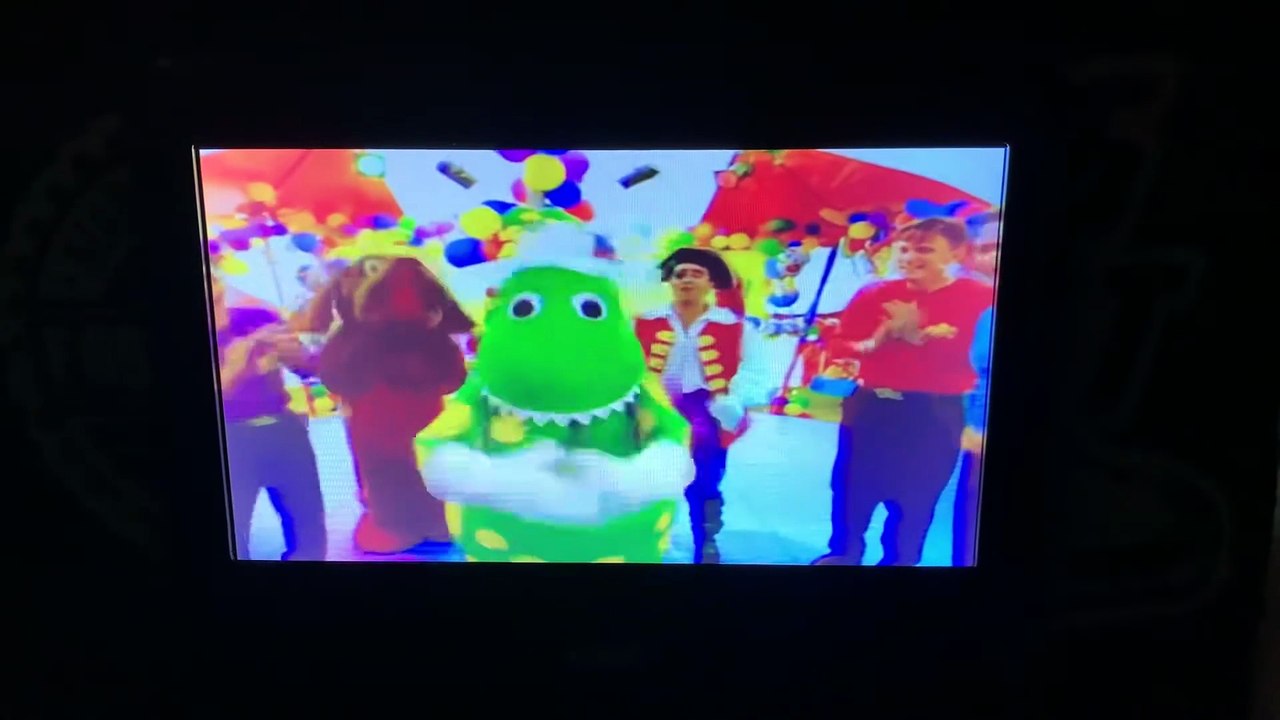 The Wiggles Magical Adventure! Dorothy Arrives at her Party & Wally ...
