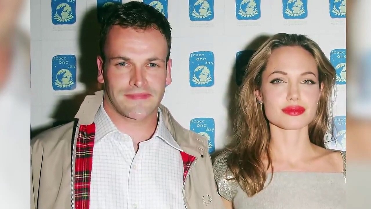 Why Angelina Jolie Brought Her Kids To Meet Ex-Husband Jonny Lee Miller ...