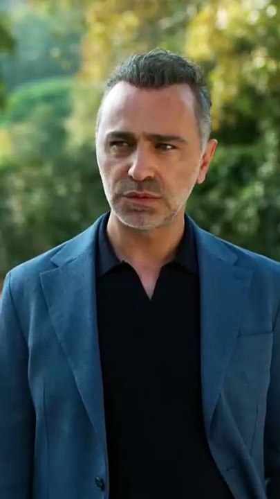 Azra, Cihan'n ayaklarna kapand! #gullervegunahlar - video Dailymotion