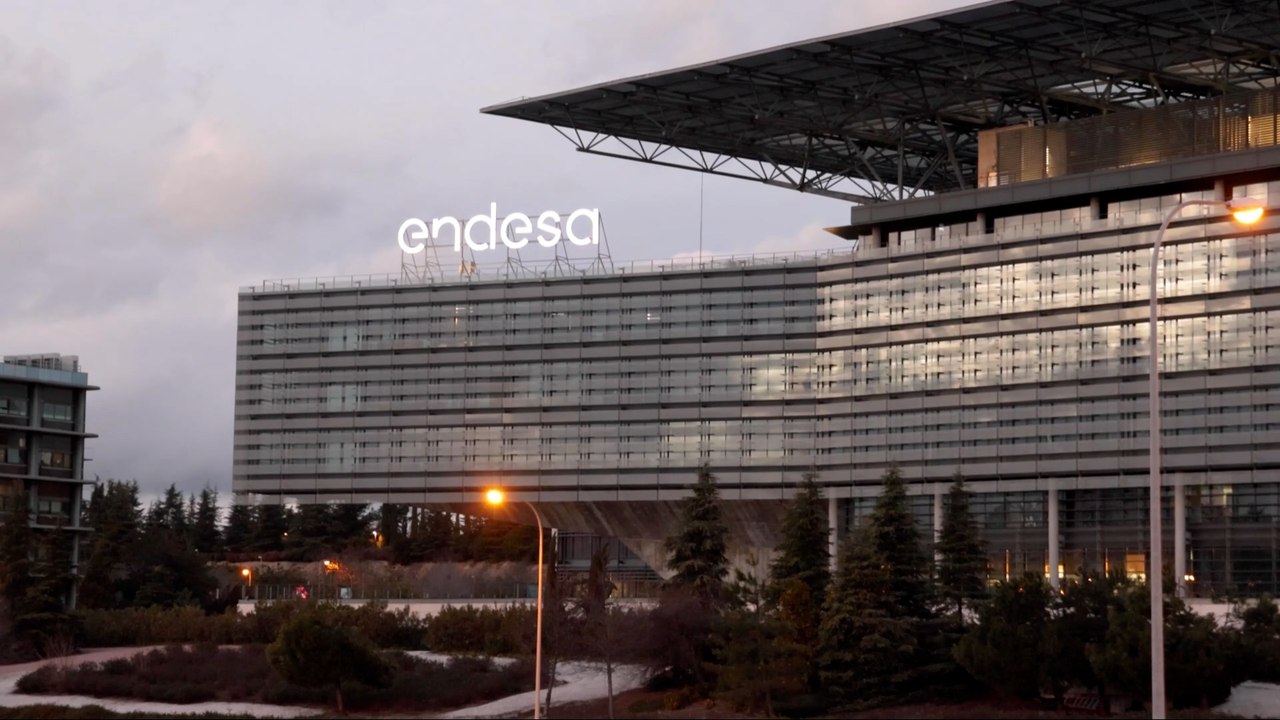 Endesa sufre un hackeo que compromete datos sensibles - Vídeo Dailymotion
