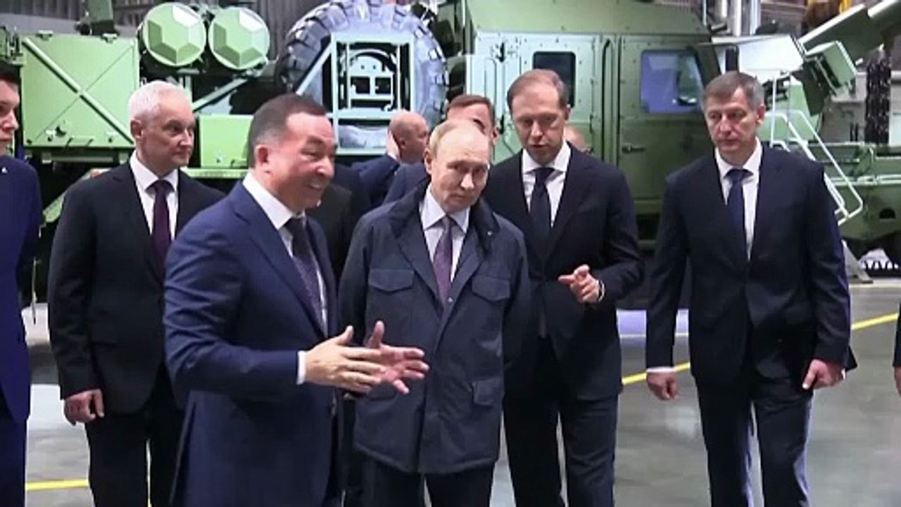 Madagascar military receives equipment and training from Russia - video ...