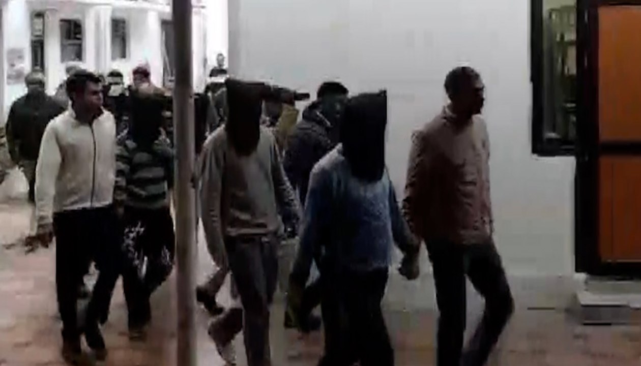 Delhi Blast: Accused Dr Shaheen Produced at Patiala House Court - video ...