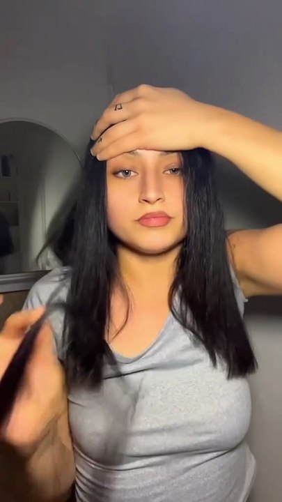 Bon en vrai je rigole ça repousse, j’ai la santé, le reste c’est du ...