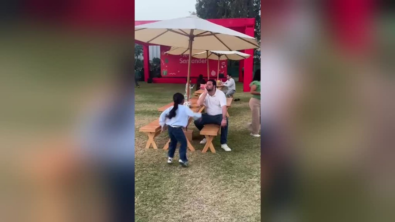 Daughter Leaves Dad Exhausted at Lunchtime - video Dailymotion