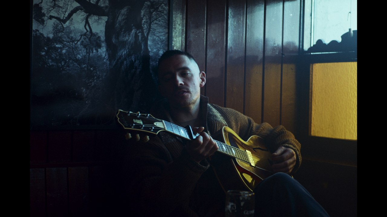 Dermot Kennedy - Funeral - video Dailymotion