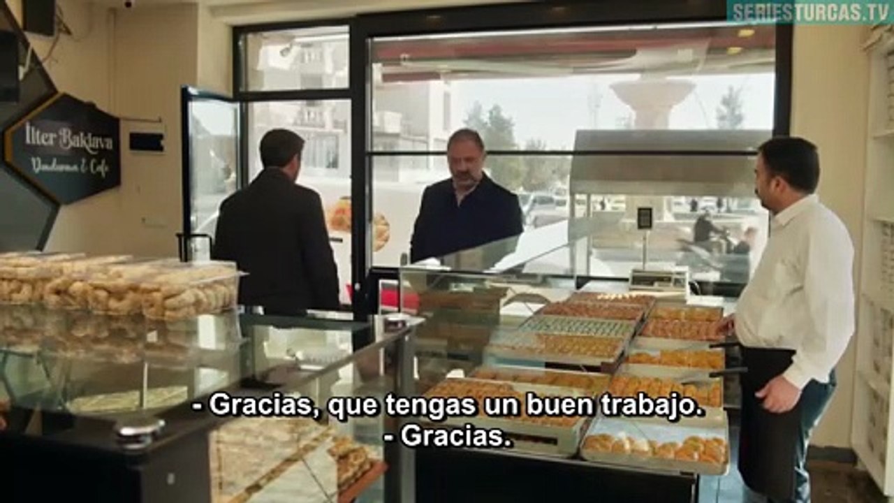 Uzak Sehir - Capitulo 15 en Español - video Dailymotion