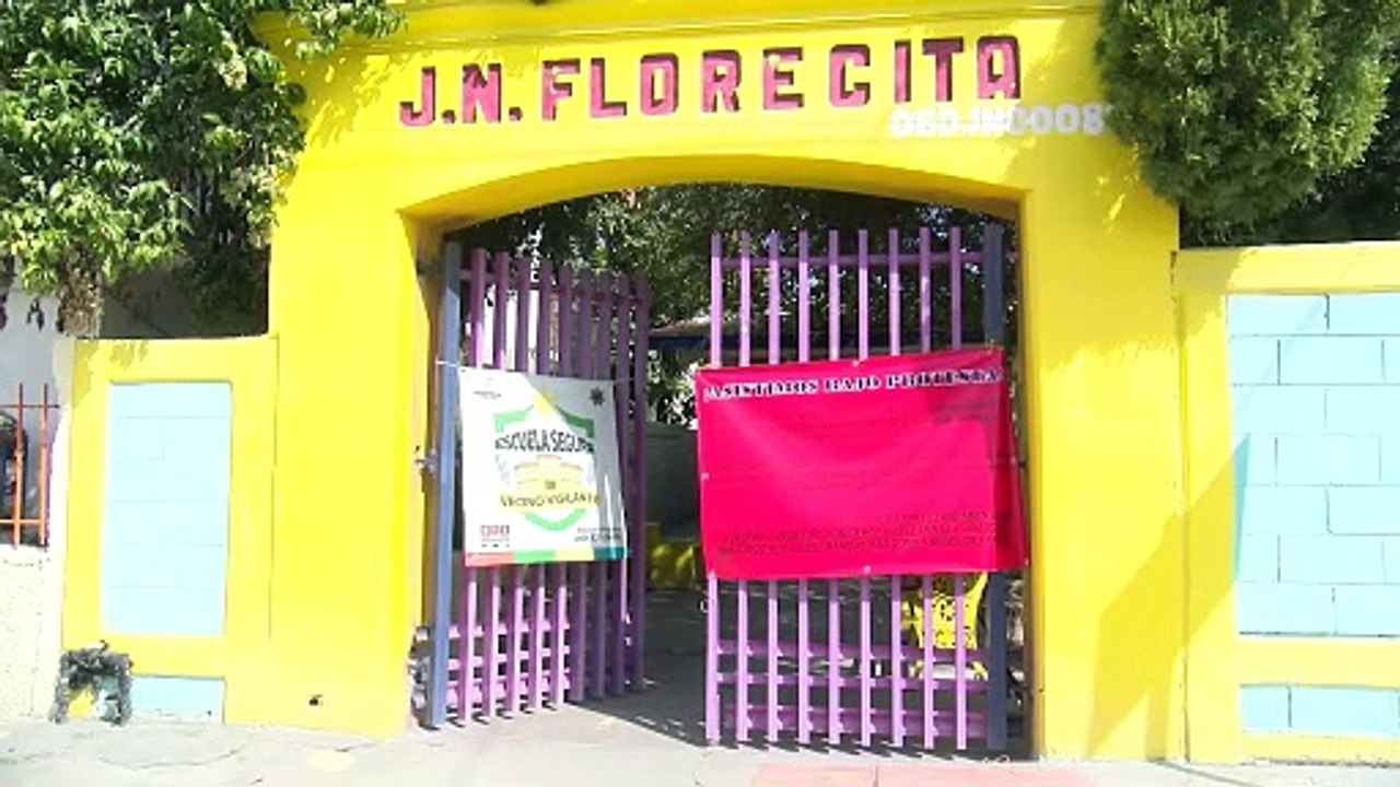 Padres de familia del Jardín de Niños “Florecita” protestan en Frontera ...