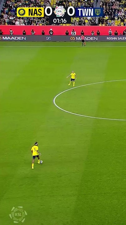 Ronaldo agonisingly close to 961st career goal! - فيديو Dailymotion