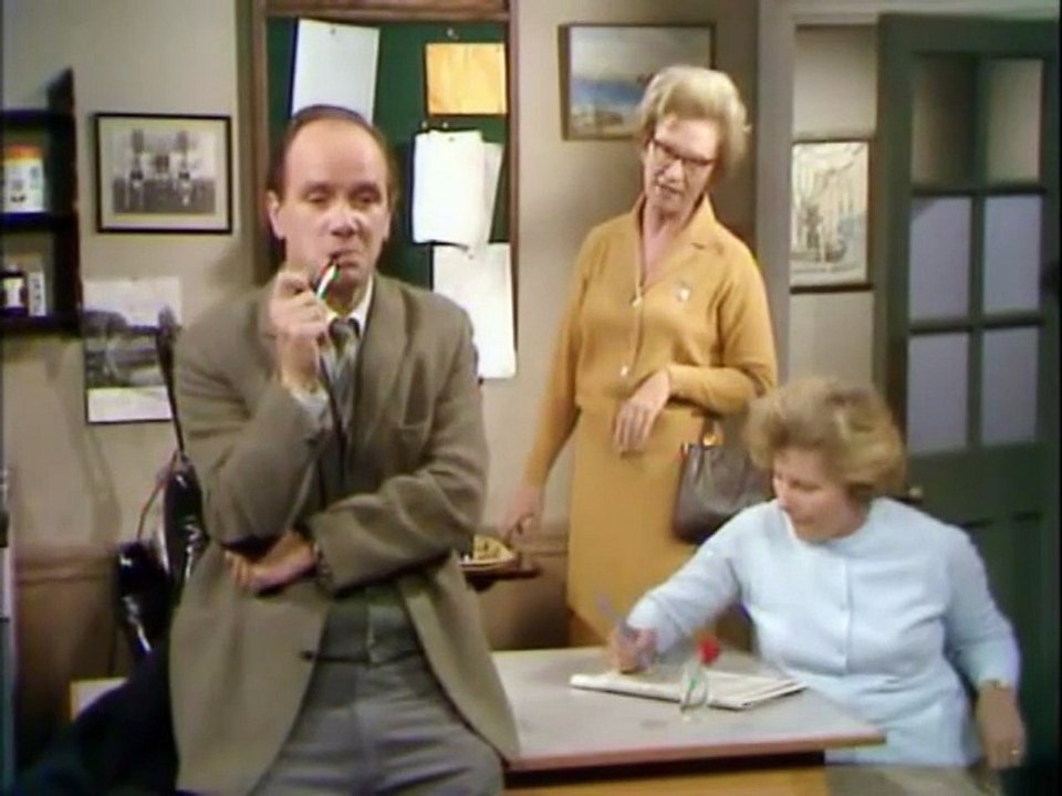 Please Sir! S02 E03. Panalal Passes By. - video Dailymotion