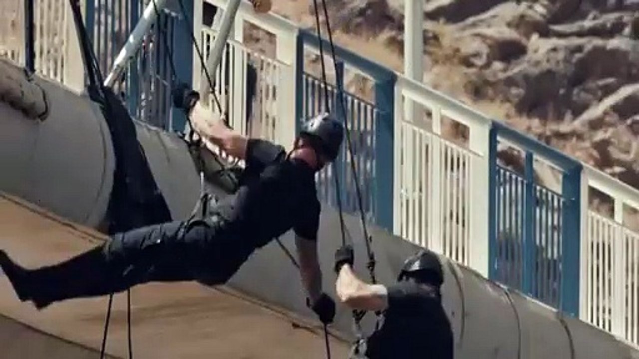 Celebrity SAS: Who Dares Wins for SU2C - Season 8 Episode 4 - video ...