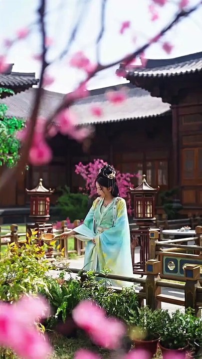 Crushing the Crown, Claiming the Throne_3 - video Dailymotion