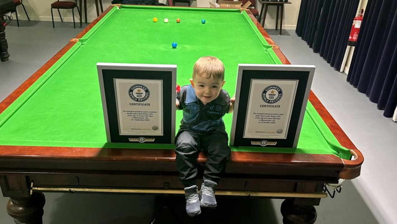 Two-year-old snooker sensation breaks two Guinness World Records ...