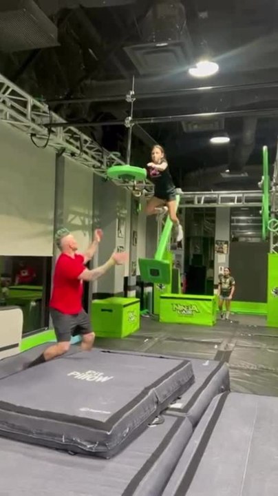 Kid Conquers Ninja Gym Tick Tok to Spinner Obstacle - video Dailymotion