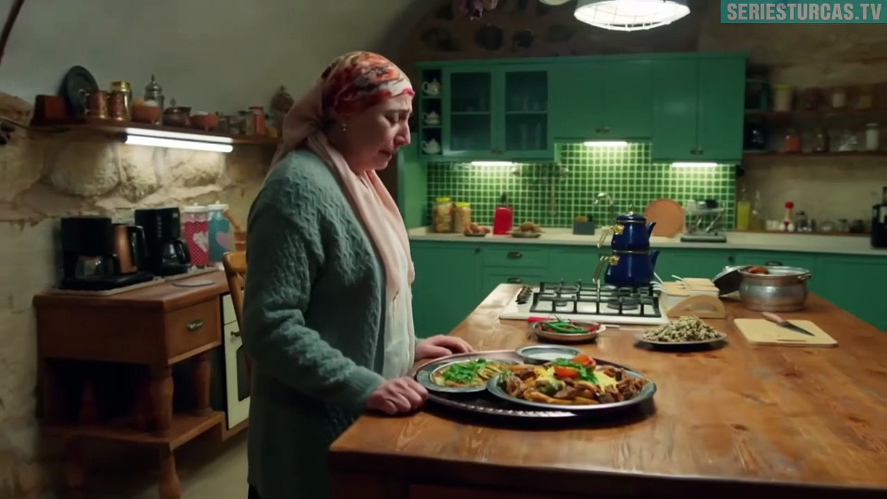 Uzak Sehir - Capitulo 50 en Español - video Dailymotion