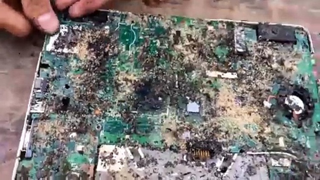 Restoration super wrecked-laptops destroyed 13 years _ Restore and ...