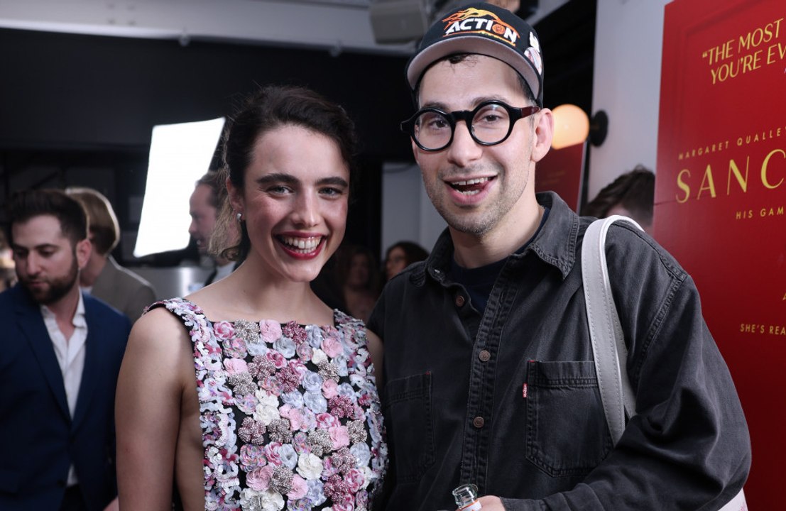 Margaret Qualley ha hecho que Jack Antonoff sea menos 'cínico' - Vídeo ...
