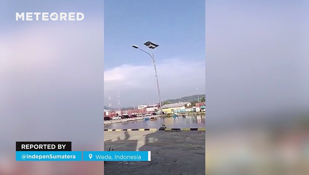 A magnitude 7.4 earthquake strikes Indonesia - video Dailymotion