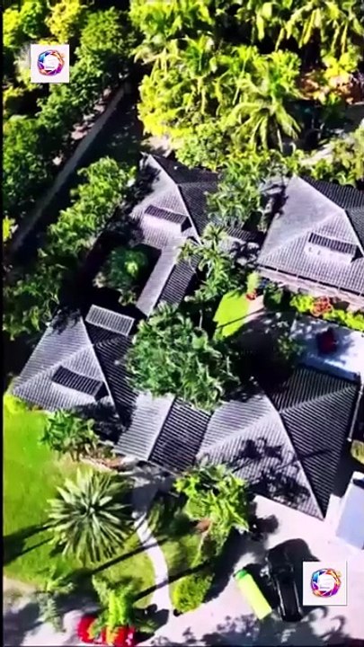 S.e.c.r.e.t. .L.o.v.e.r.s.：. .T.h.e. .U.n.l.i.k.e.l.y. .K.i.n.s.h.i.p ...