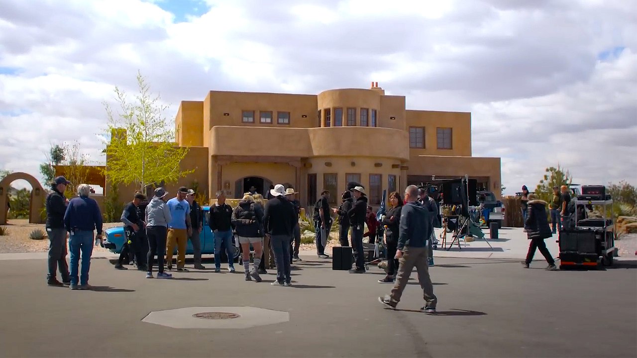 Inside Pluribus — Building Carol’s Cul-De-Sac from Scratch - video ...
