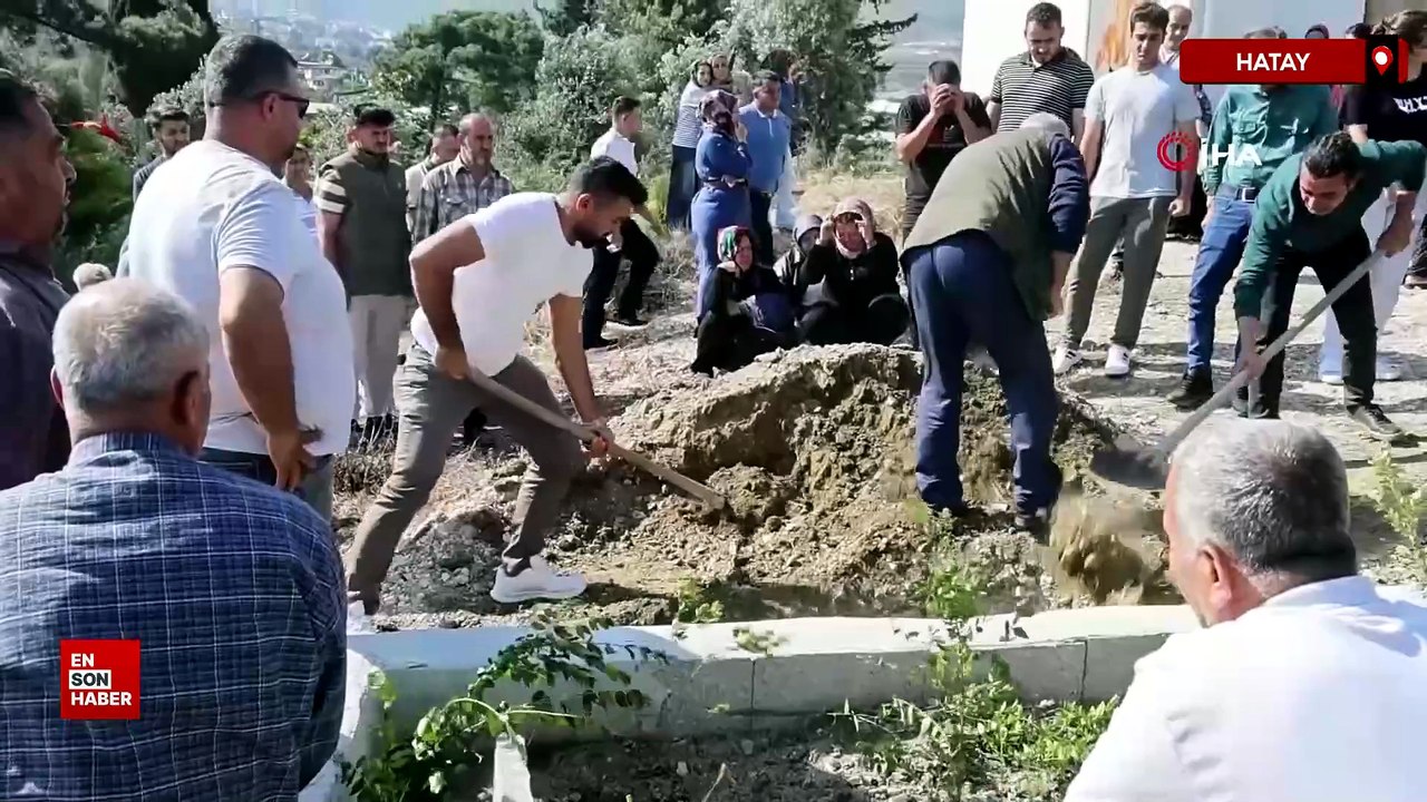 Hatay’da baba dehşeti: 3 yaşındaki çocuk yaşamını yitirdi - Dailymotion ...