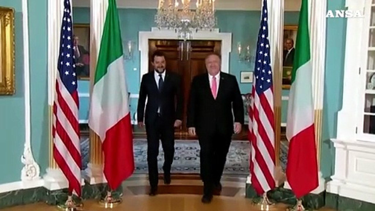 Salvini rilancia sfida a Ue: manovra trumpiana e flat tax - Video ...