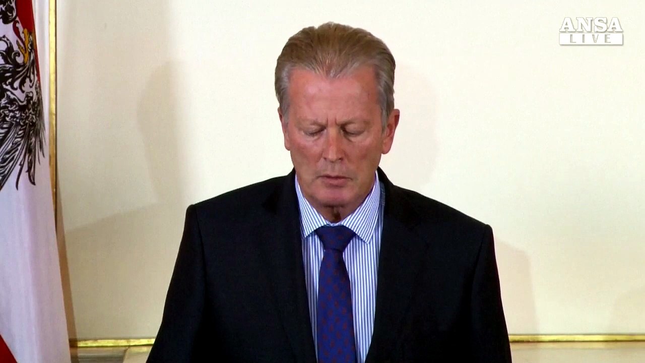 Austria: dimissioni vice cancelliere Mitterlehner - Video Dailymotion