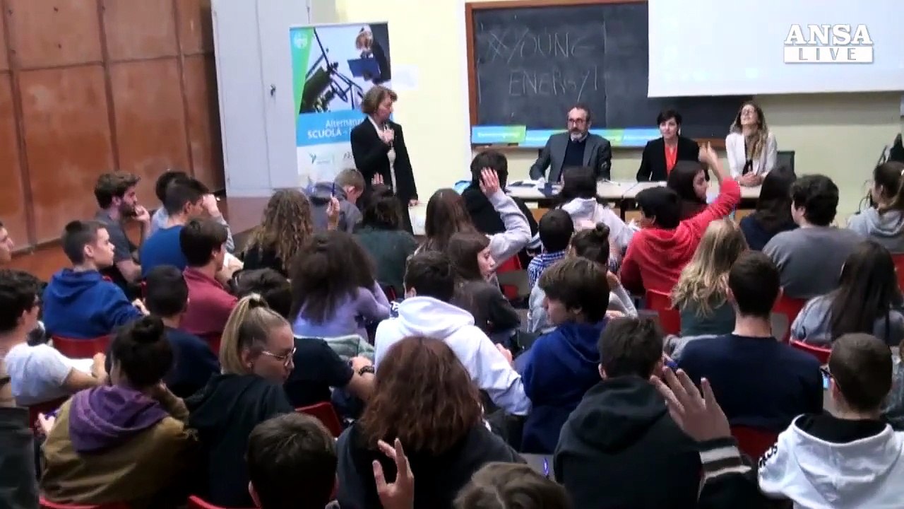 Tappa milanese per progetto 'Young Energy' di Snam - Video Dailymotion