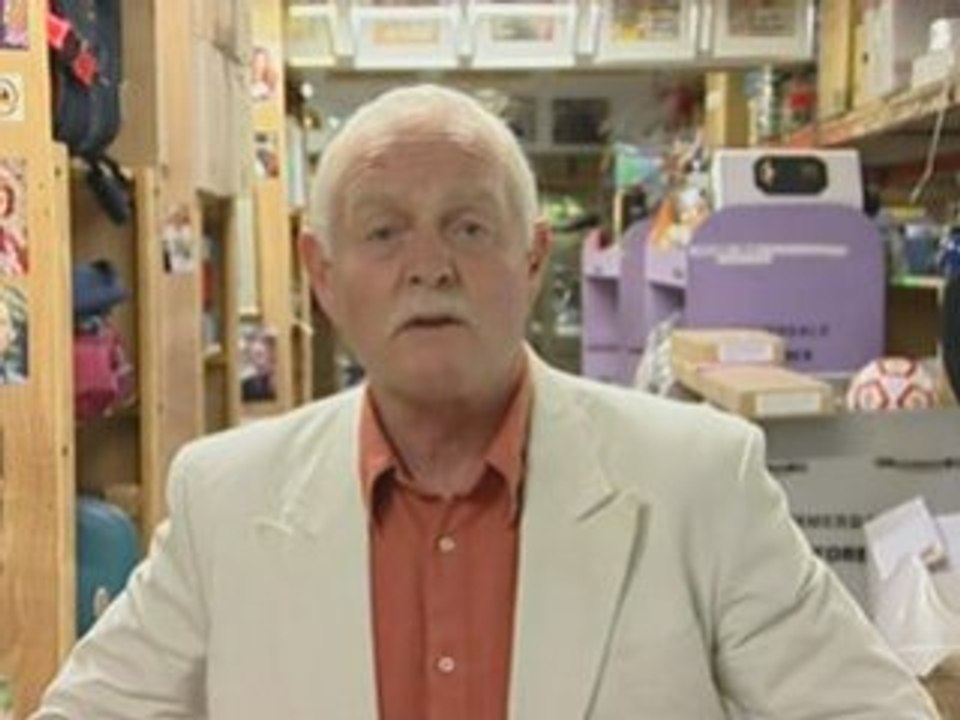 Emmerdale star Clive Hornby dies - video Dailymotion