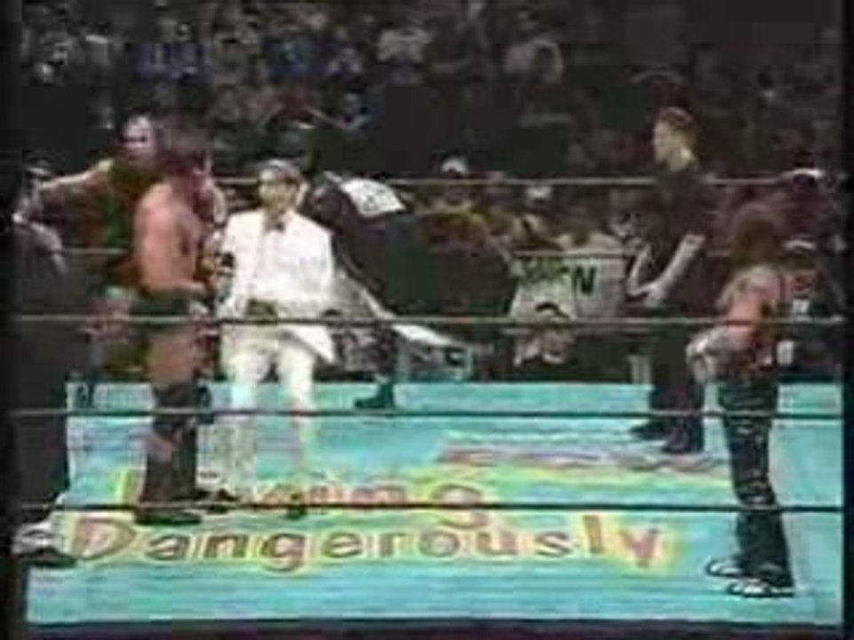 ECW Living Dangerously 2000 6\14 - video Dailymotion