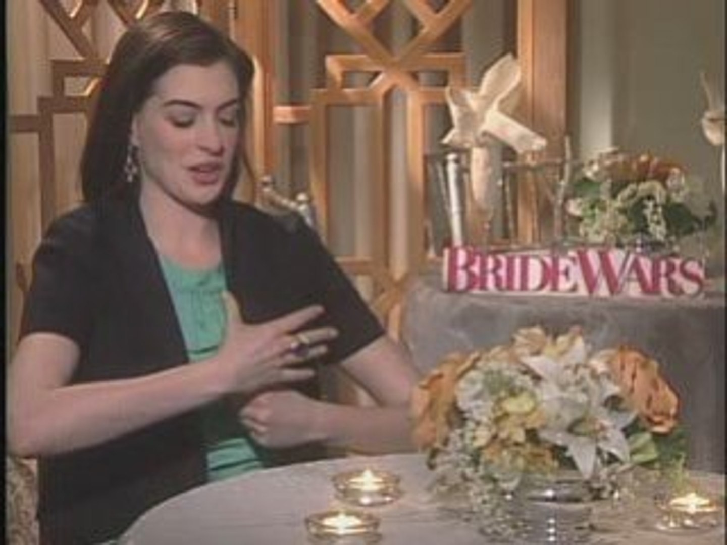 Bride Wars Anne Hathaway Tan