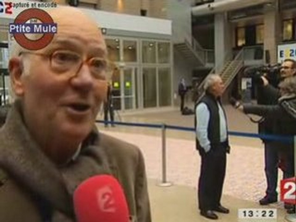 Humour, cynisme, scandale et torticolis - Vidéo Dailymotion