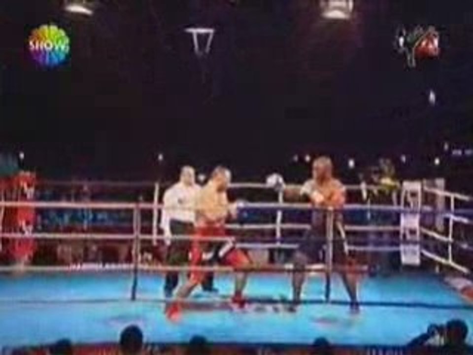 Orhan dogan Turkish boxer champion vs cammeroun - Vidéo Dailymotion